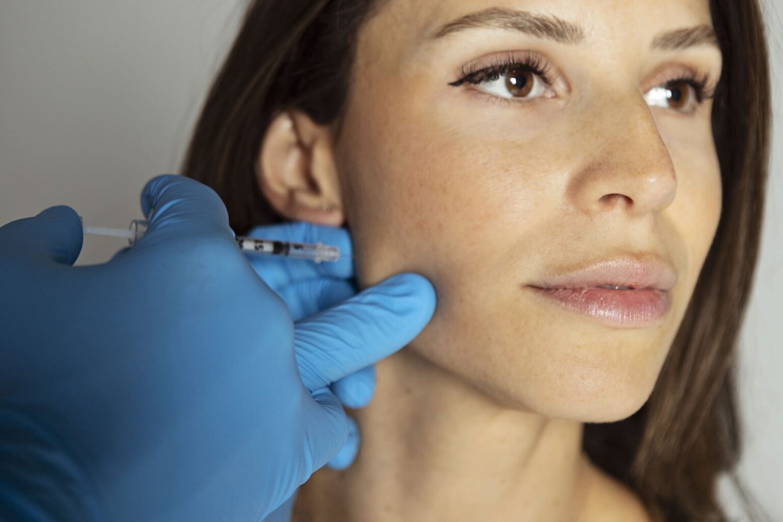 Preenchimento da mandíbula: definição e harmonia facial Dr. André ...